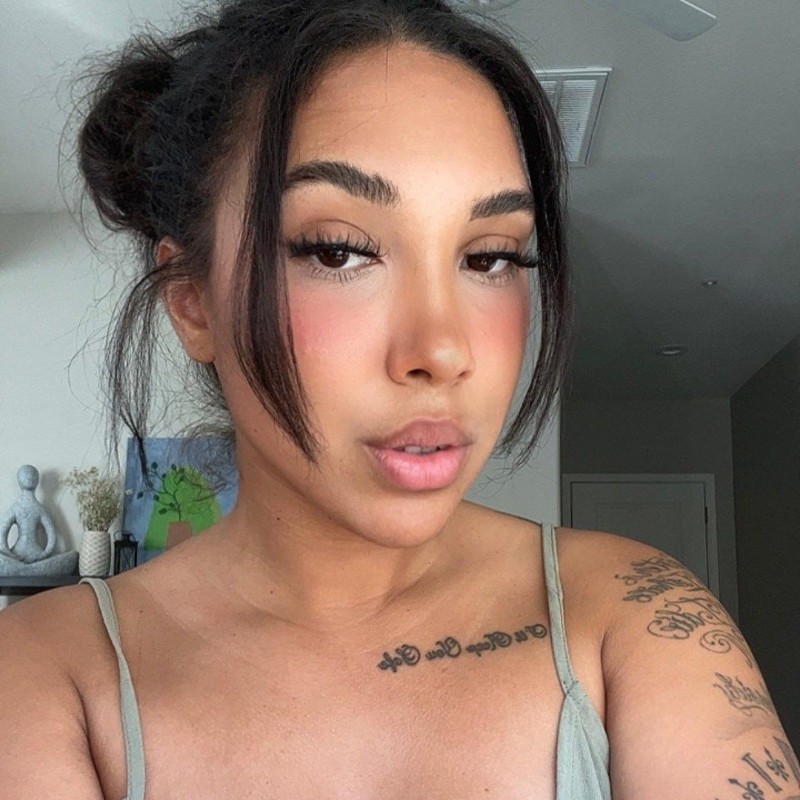 Kay Michelle (@baaella) on Snapchat