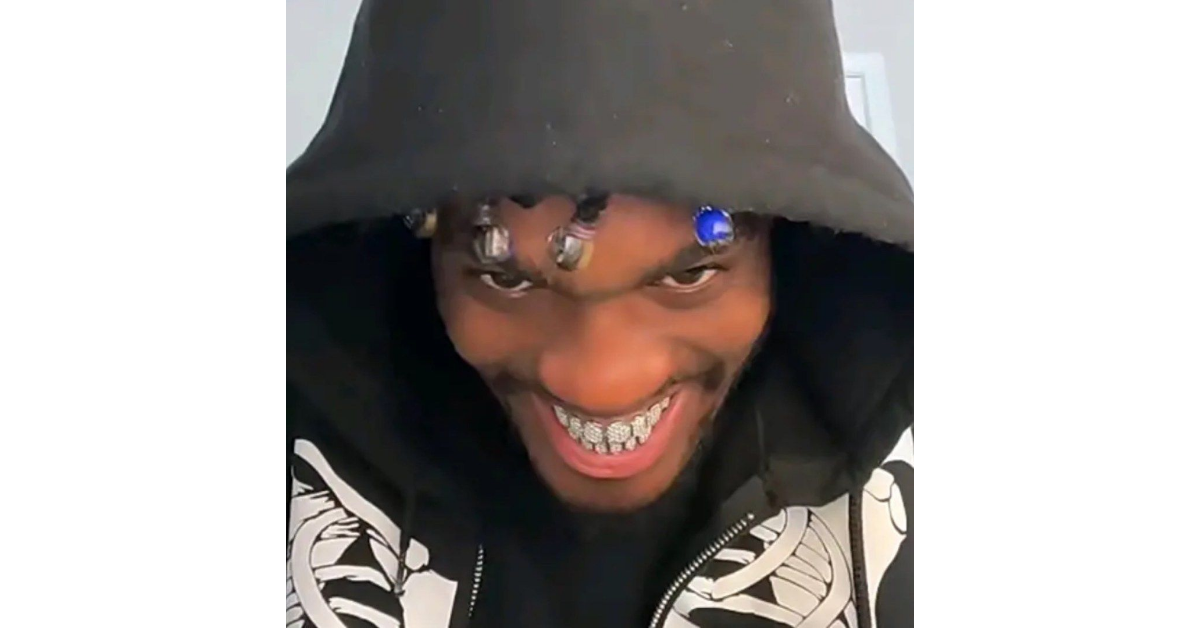 D’Aydrian Harding (@daydrianyt) on Snapchat