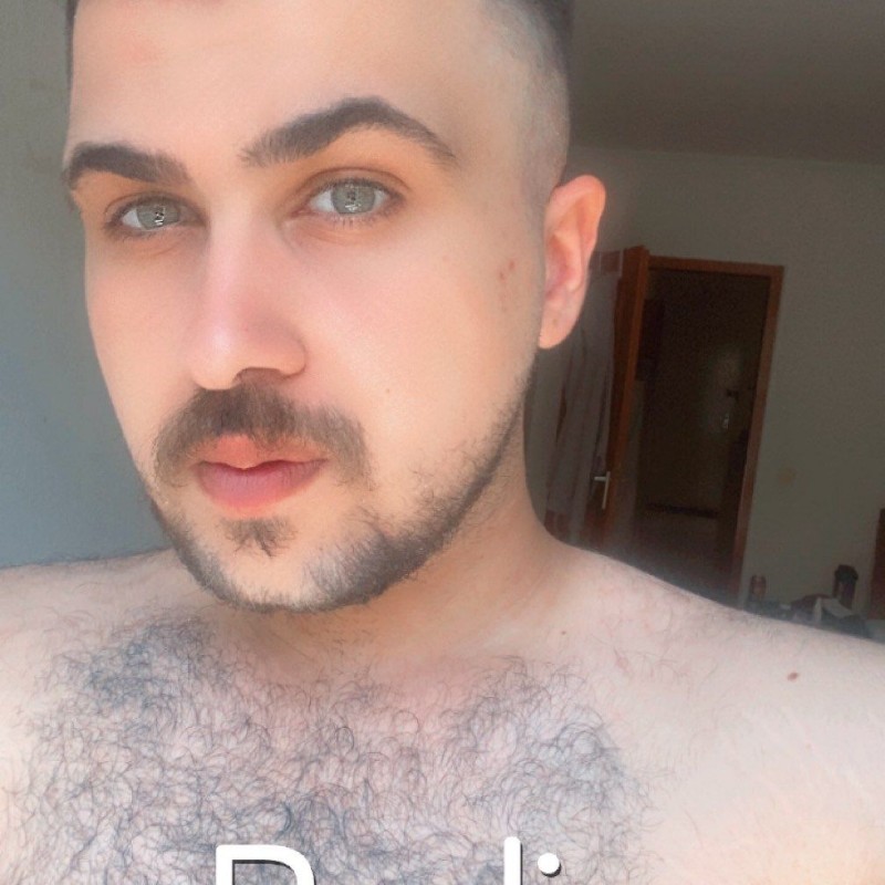 م🖤 (@maytham.isam) on Snapchat