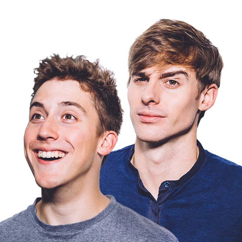 Brits Face the Cane’s Hype 🍗🔥 - Jolly | Snapchat