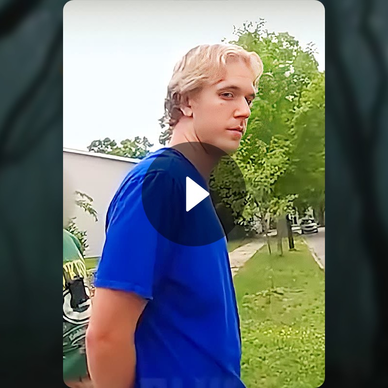 Predators Insane Reaction After Caught Lurking - anna solves | Snapchat