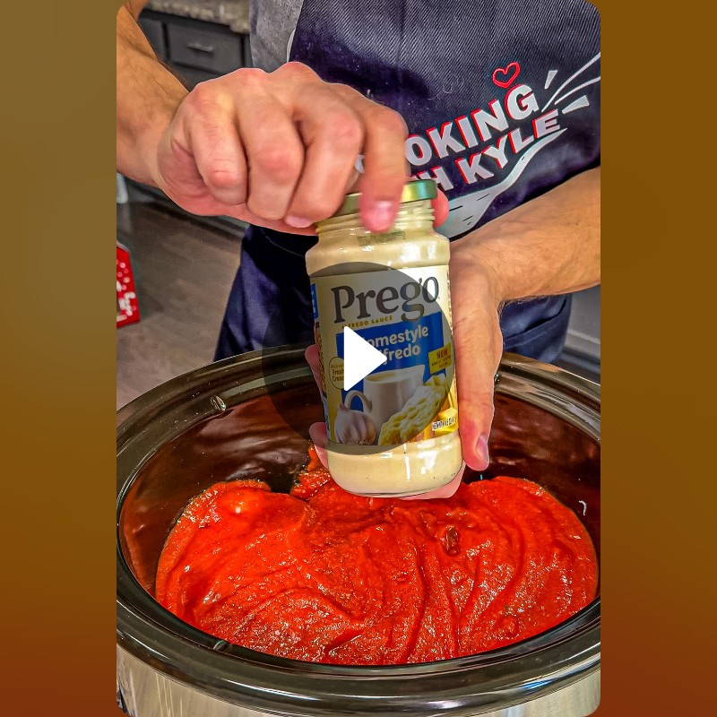 Never Doing Crockpot Chicken Another Way! 😍 - What The Fork!? | Snapchat