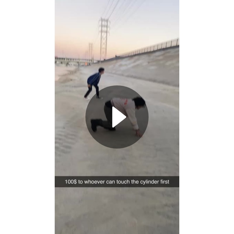 100$ to whoever can touch the cylinder first | Spotlight on Snapchat
