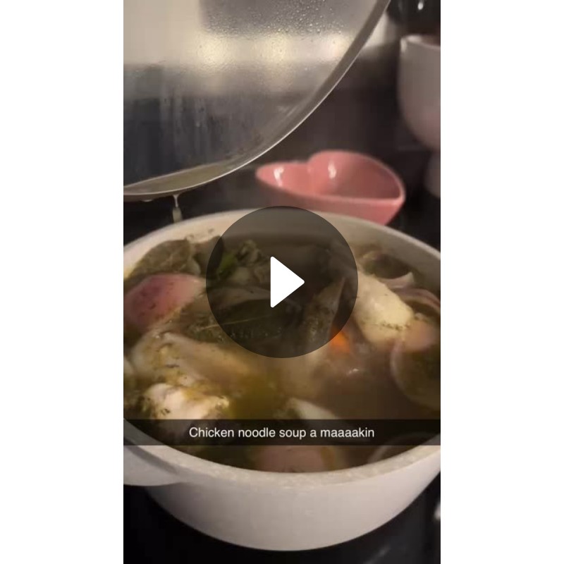 Chicken noodle soup a maaaakin | Spotlight on Snapchat
