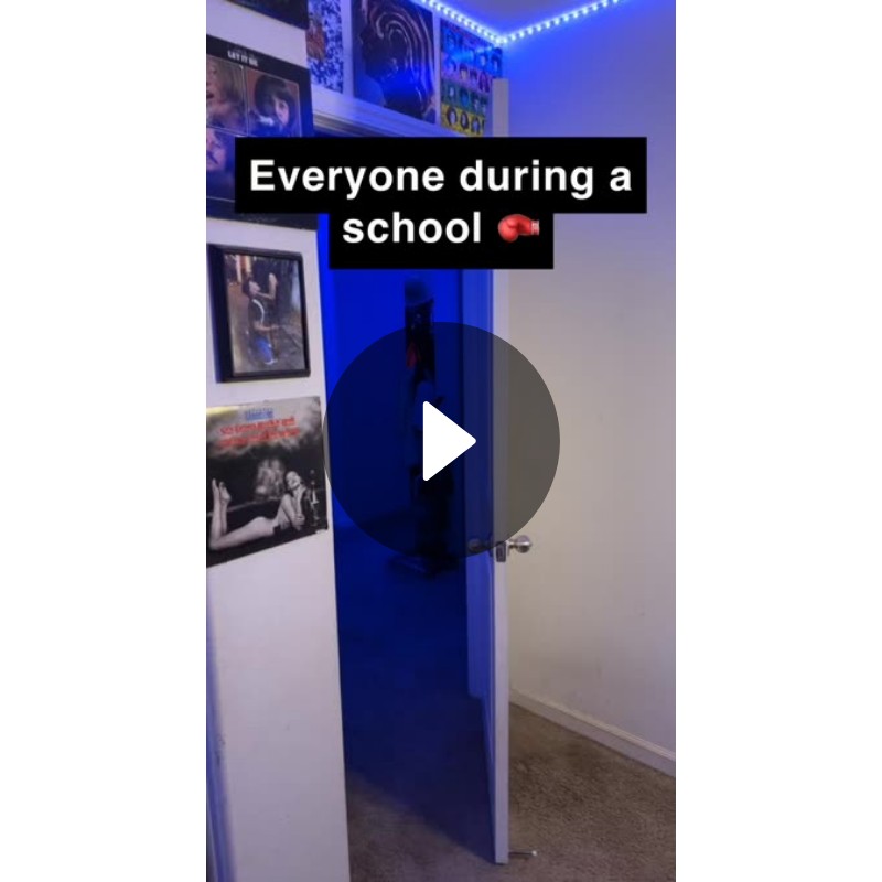 Everyone during a school 🥊 | That one student | Spotlight on Snapchat