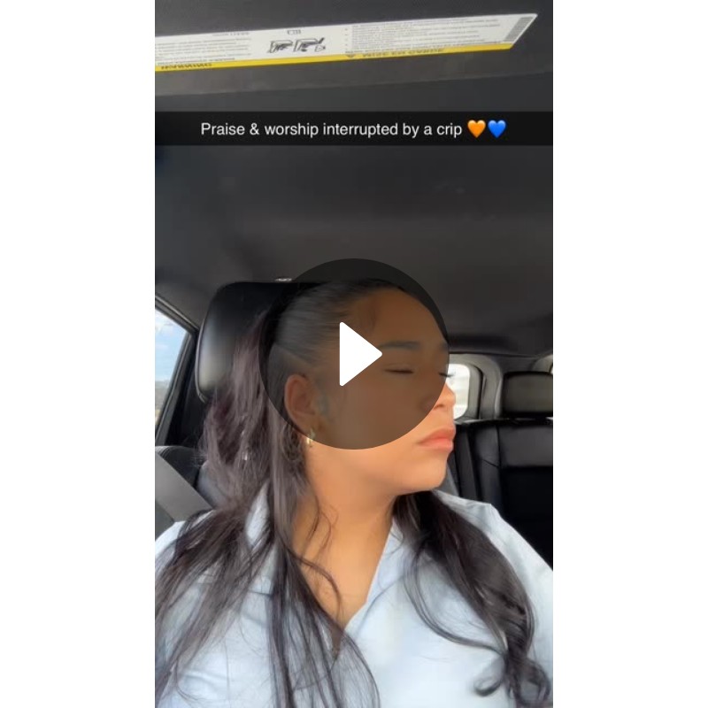 Praise & worship interrupted by a crip 🧡💙 | Spotlight on Snapchat