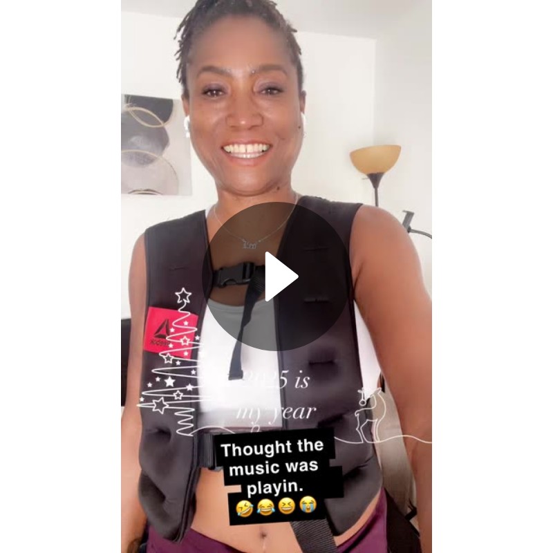 Thought the music was playin. 🤣😂😆😭 | Spotlight on Snapchat