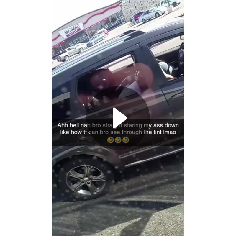 Ahh hell nah bro straight staring my ass down like how tf can bro see through the tint lmao 🤣🤣🤣 ...