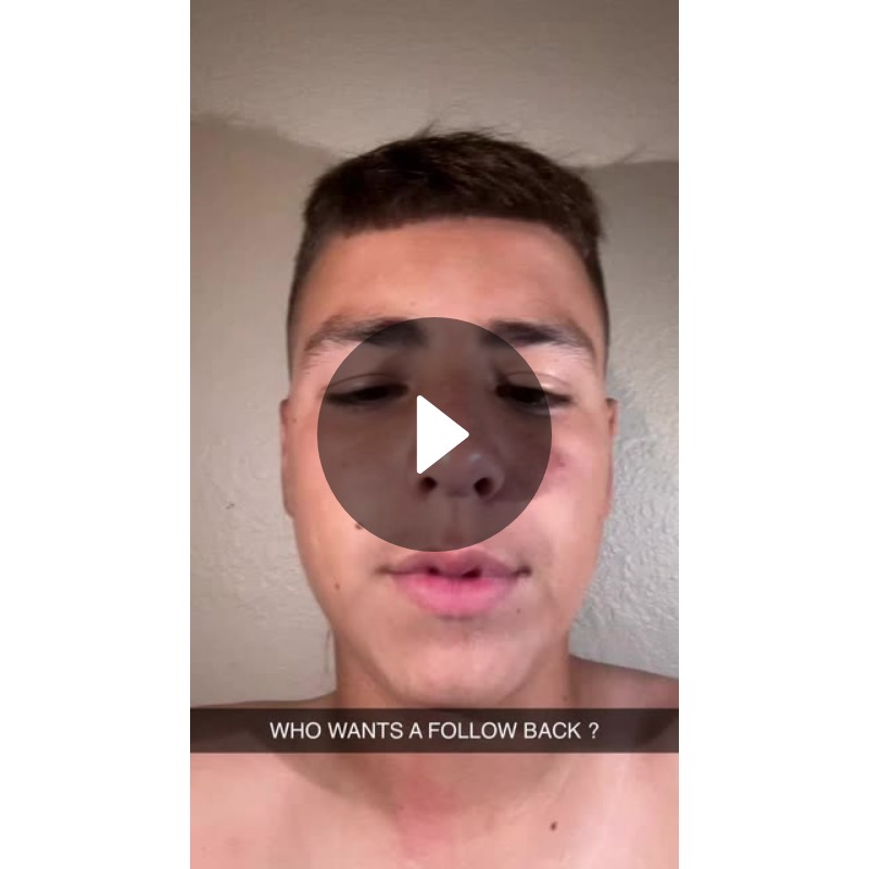 WHO WANTS A FOLLOW BACK ? | Spotlight on Snapchat