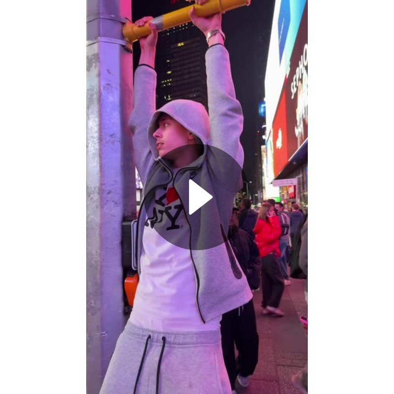 owen1dk (@owenidk1) | Nightlife in Times Square, New York City. | Spotlight