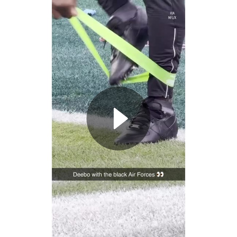 Deebo with the black Air Forces 👀 | Spotlight on Snapchat