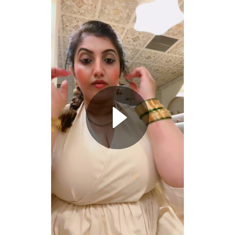 Sara Fatima's Stylish Look & Fashion Tips | How to Style a Wrap Dress ...
