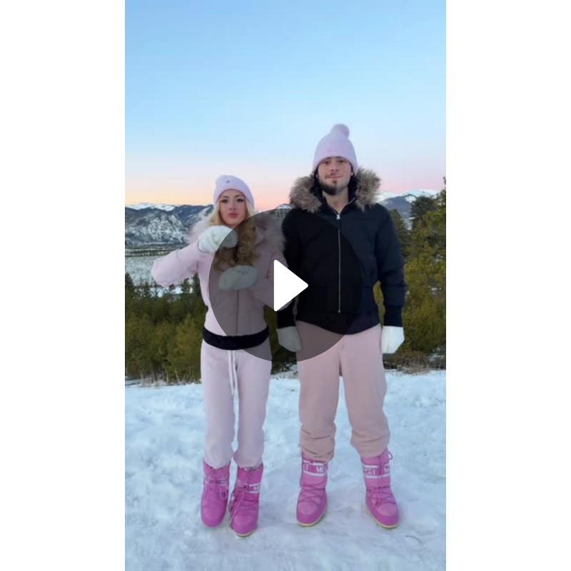 Couple enjoying ice dancing together. | Natalie Reynolds (@nataliehere ...