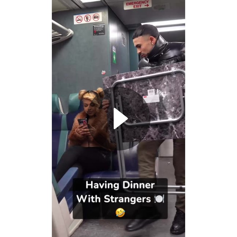 Having Dinner With Strangers 🍽️🤣 | Spotlight on Snapchat