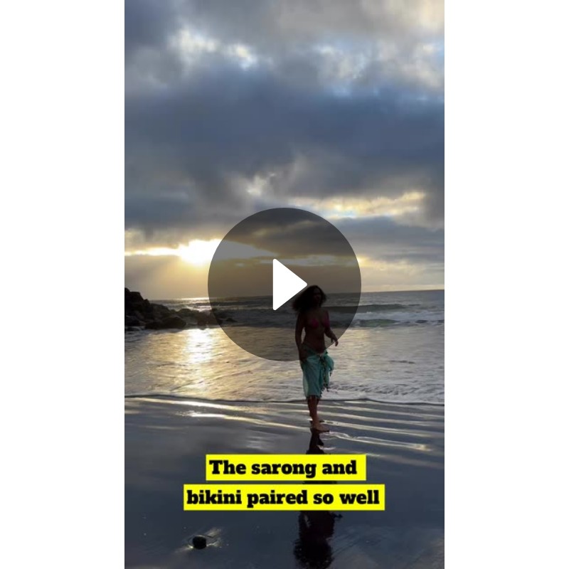 The sarong and bikini paired so well | Spotlight on Snapchat