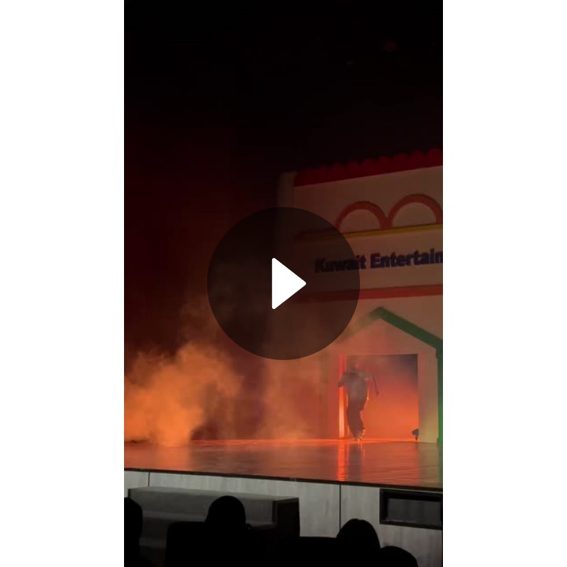 Stage Performance at Kuwait Entertainment City: A Dynamic Live Act ...
