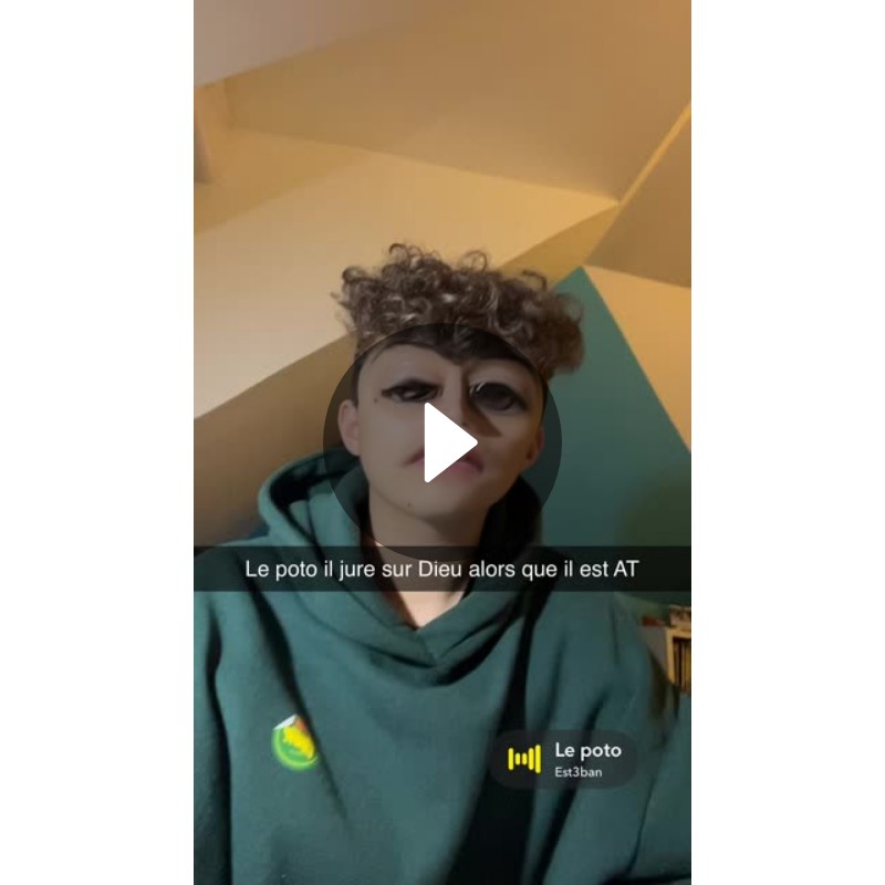 Le poto il jure sur Dieu alors que il est AT | Spotlight on Snapchat