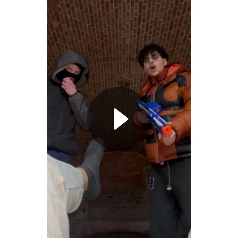 botlu_17 | Spotlight on Snapchat