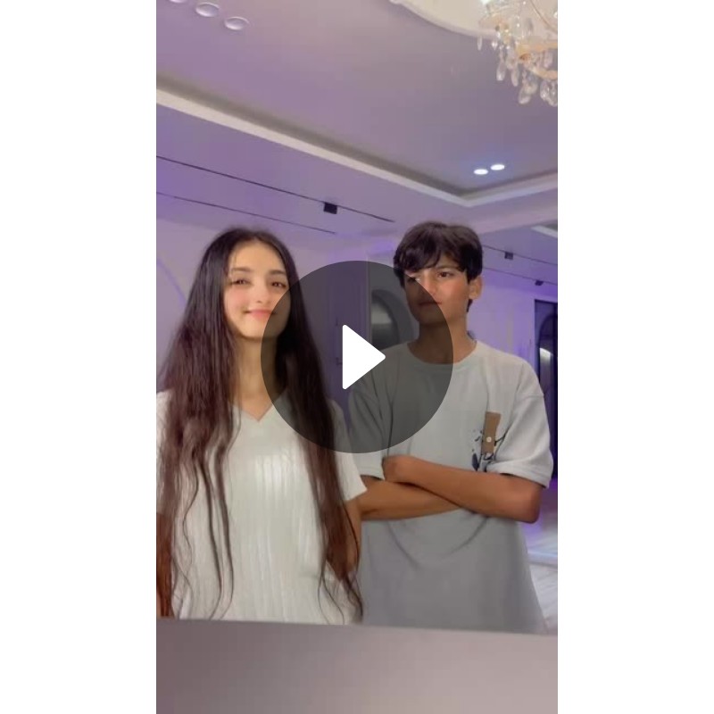 Sneh Parmar & Friend's Playful Mirror Moment | Video by sneh parmar ...