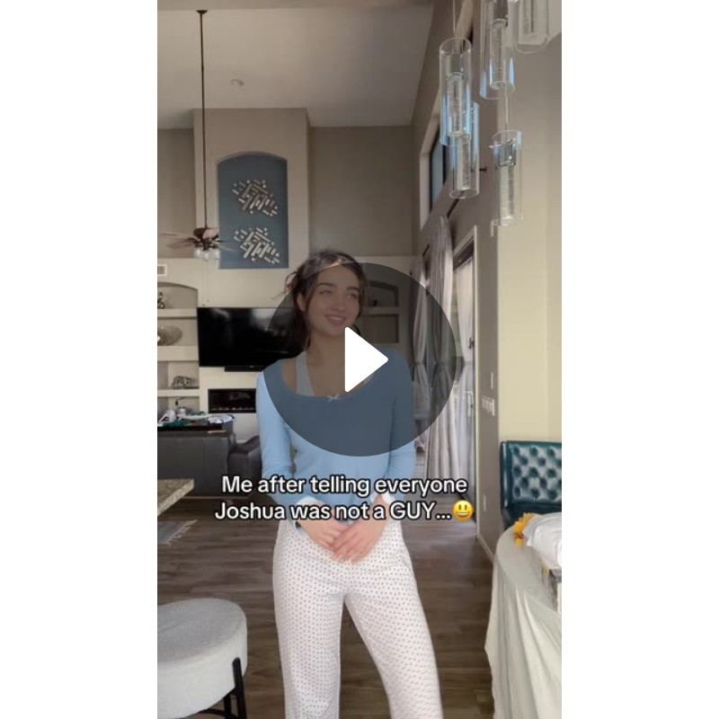 lala_sadii | Spotlight on Snapchat