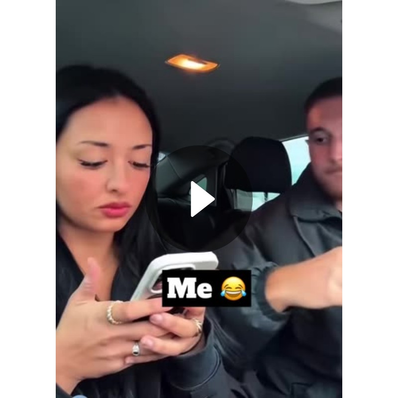 Cute couple enjoying time in a car. | Seeyaa (@assiaadem1994) | Spotlight