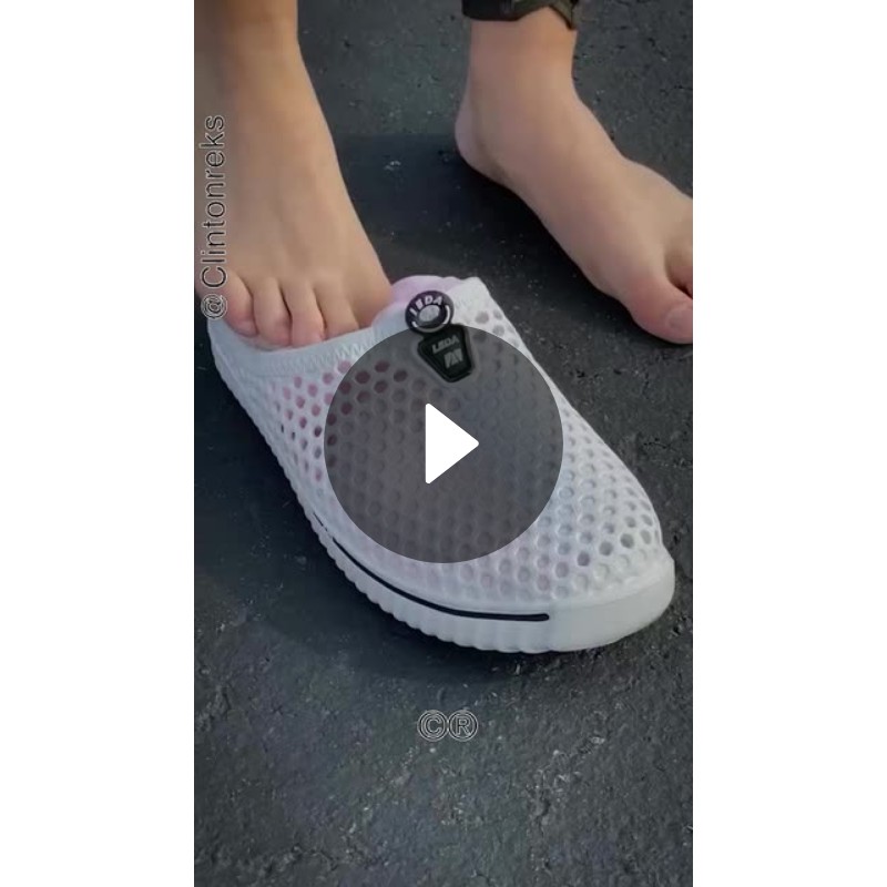 @Clintonreks | ©® | Spotlight on Snapchat