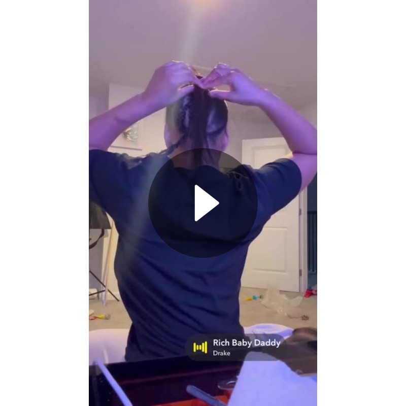 ariel.foxx | Spotlight on Snapchat