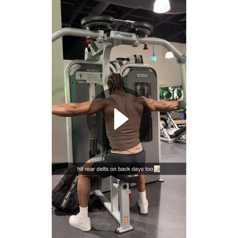 hit rear delts on back days too📝 | Spotlight on Snapchat
