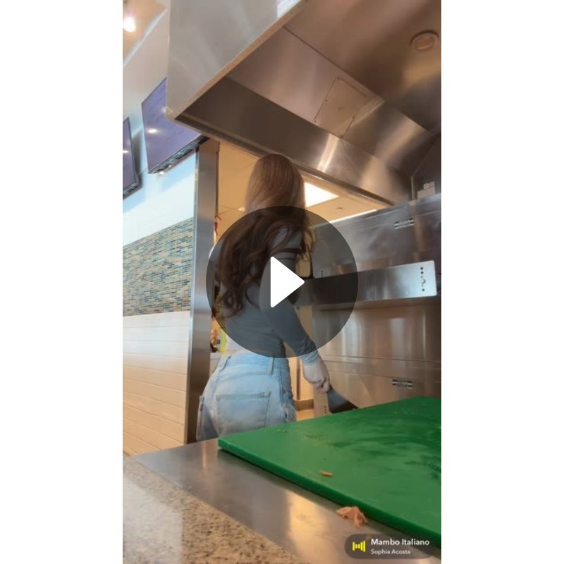 giuliahere | Spotlight on Snapchat