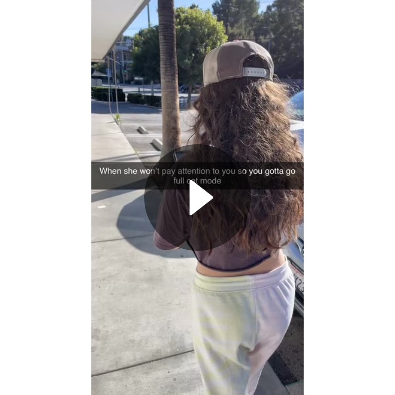 When she won’t pay attention to you so you gotta go full cat mode ...