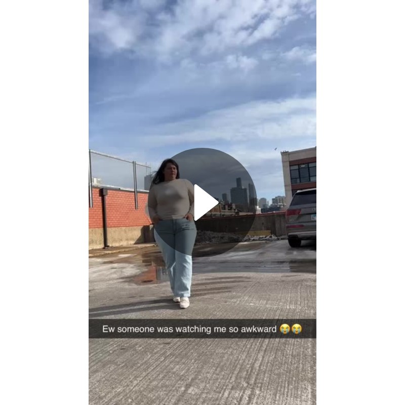 Bethy Red ️ Shows Off Her Style in Light Jeans & Cream Top | Video by ...