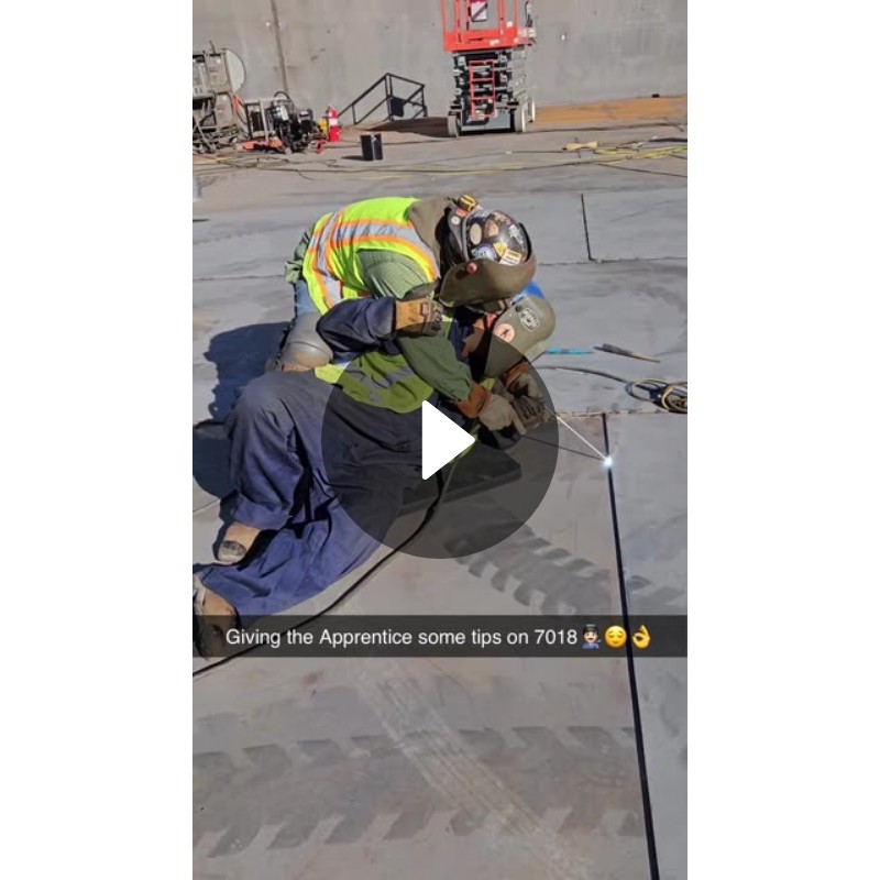 Giving the Apprentice some tips on 7018👨🏻‍🏭😌👌 | Spotlight on Snapchat