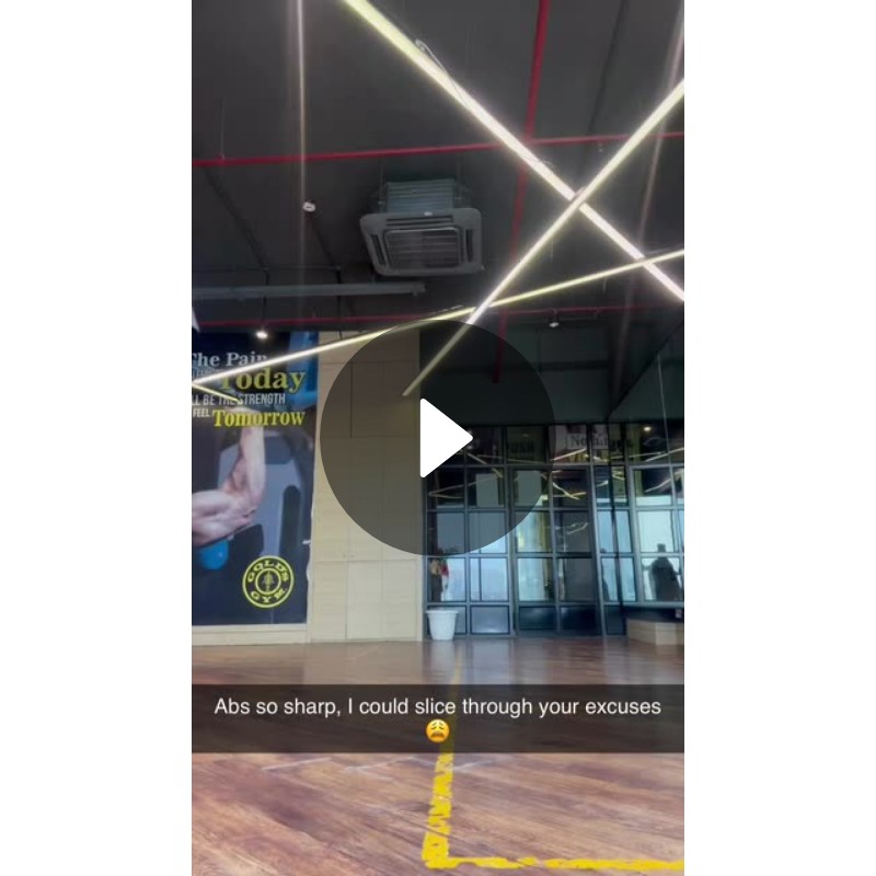 Abs so sharp, I could slice through your excuses😩 | Spotlight on Snapchat