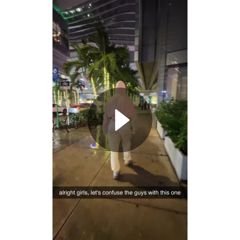 alright girls, let's confuse the guys with this one | Spotlight on Snapchat