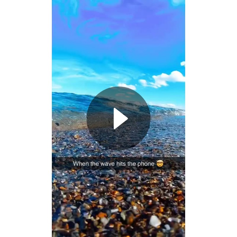 When the wave hits the phone 🤯 | Spotlight on Snapchat