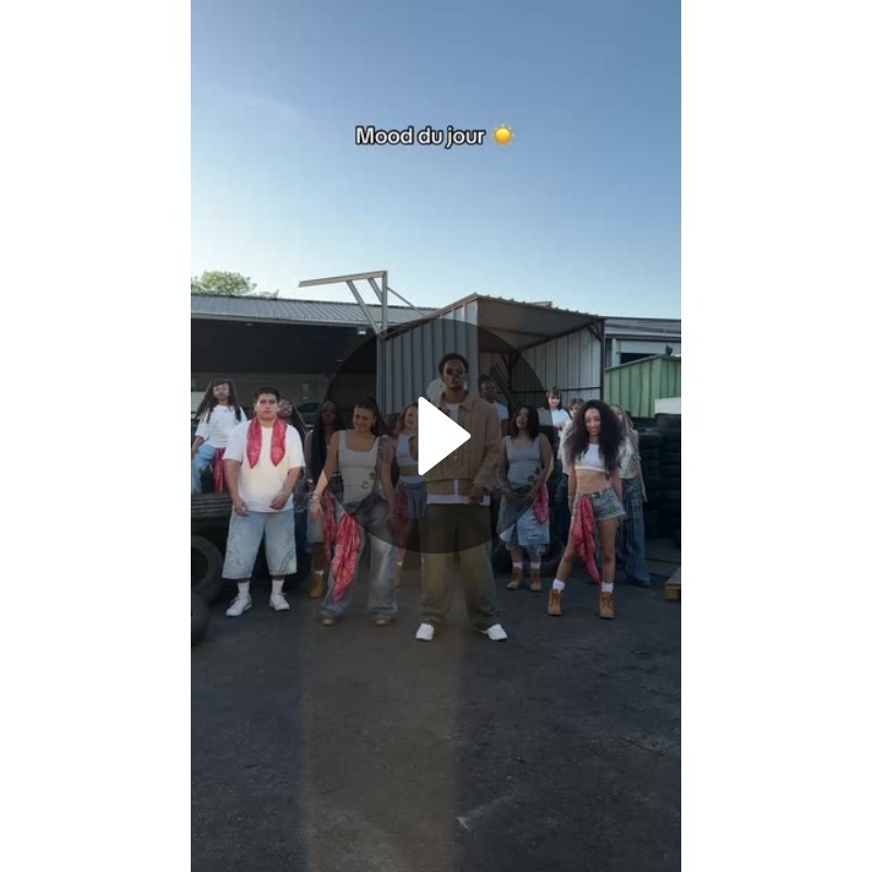 Dr. Yaro Leads Energetic Group Dance in 'Mood du jour' Challenge ...
