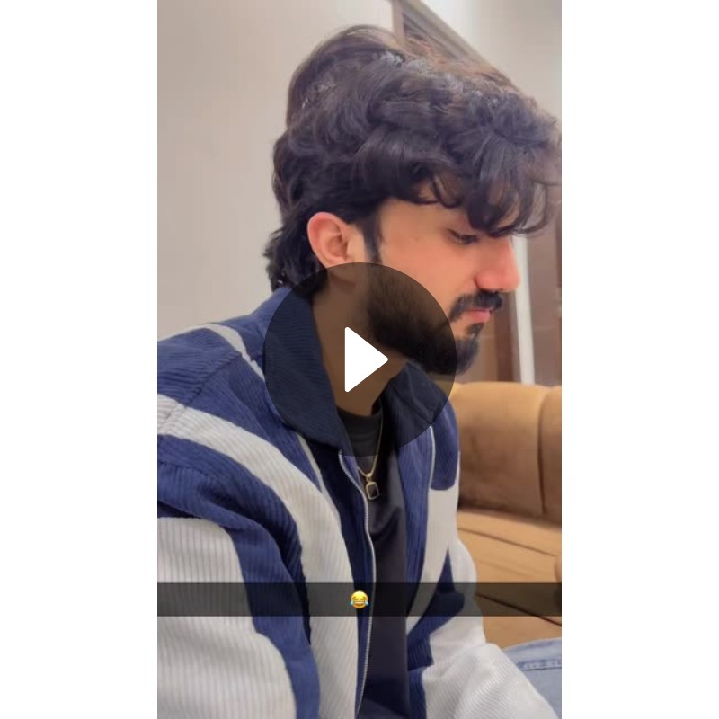 Handsome man taking selfies and grooming. | Hussain Tareen (@hussain ...