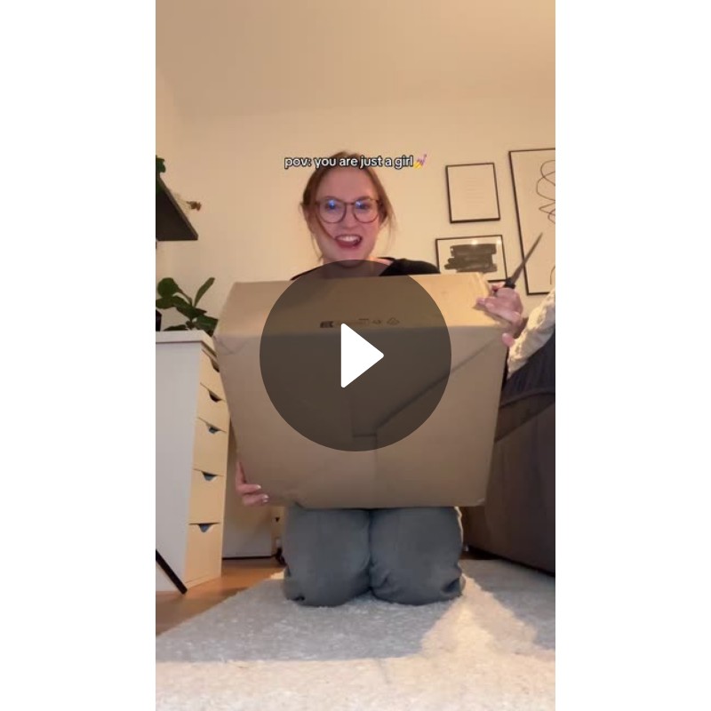 Aline Xue (@alinexue) | asmr unboxing🥰 #ps5 | Spotlight