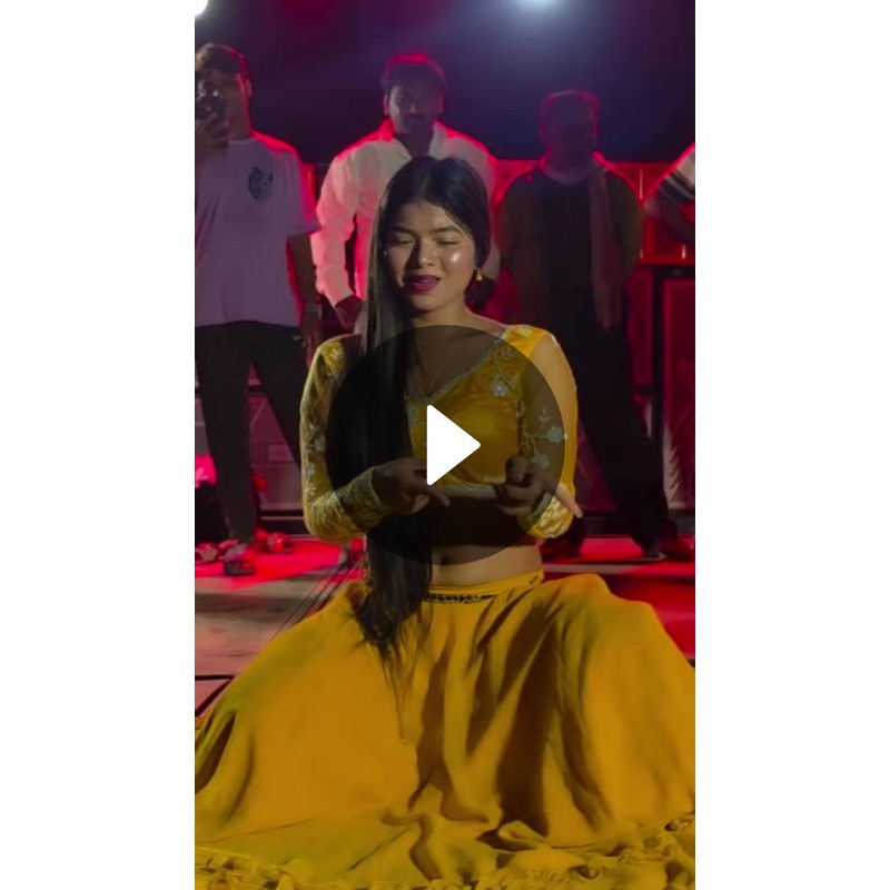Maya__magar_77 Performs a Captivating Traditional Dance in a Stunning ...