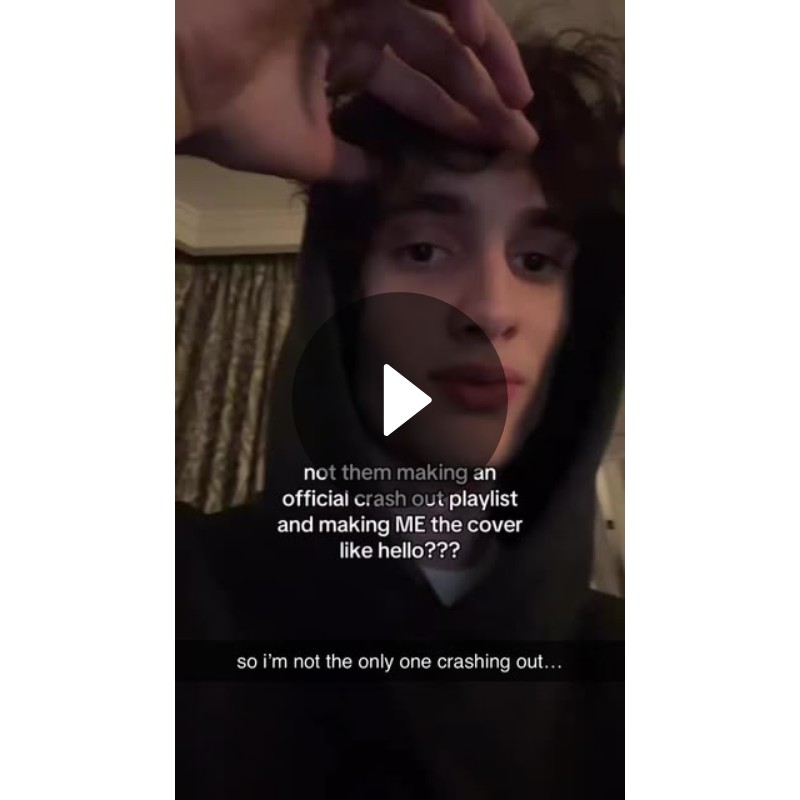 so i’m not the only one crashing out… | Spotlight on Snapchat