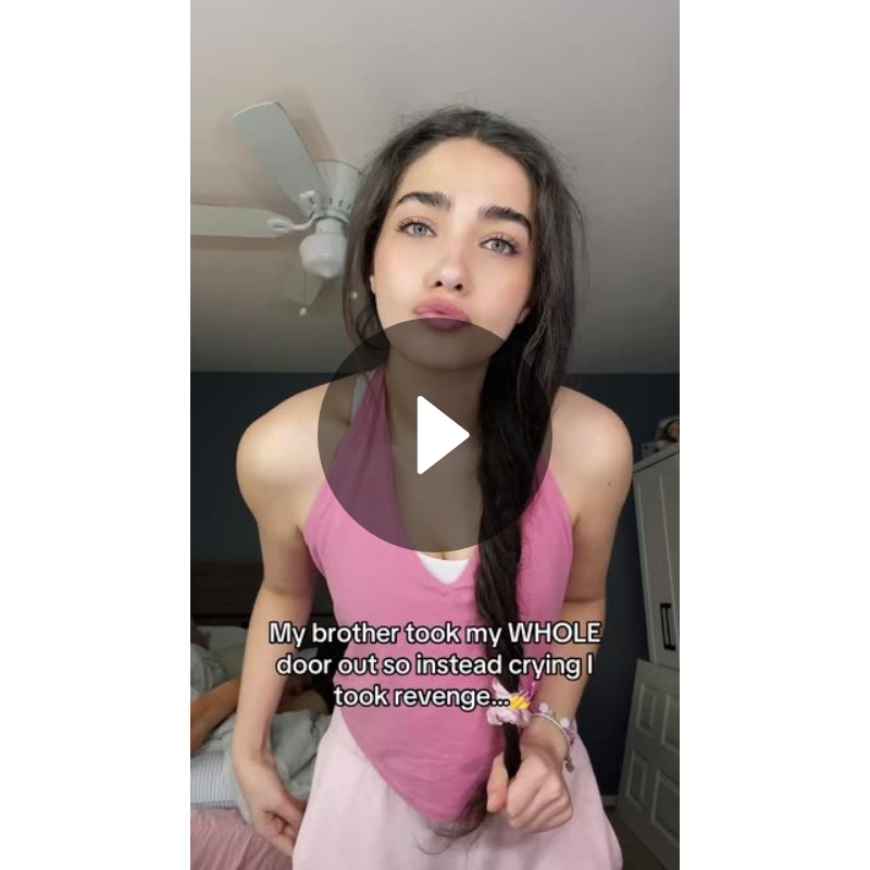 lala_sadii | Spotlight on Snapchat