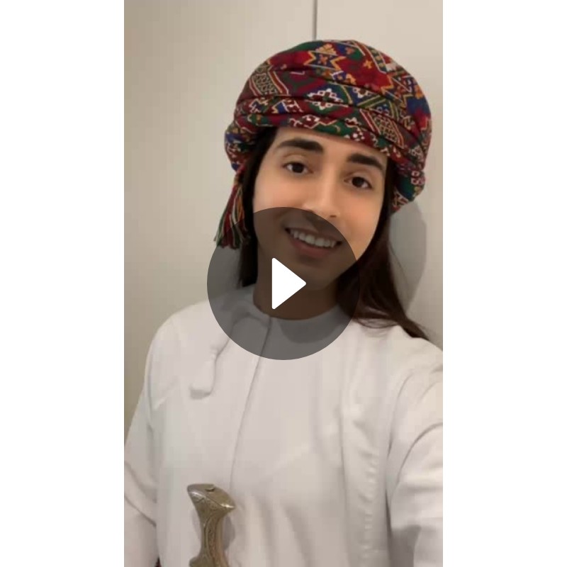 Diwali ethnic wear selfies in Oman. | بدر خلف | Bader Khalaf ...