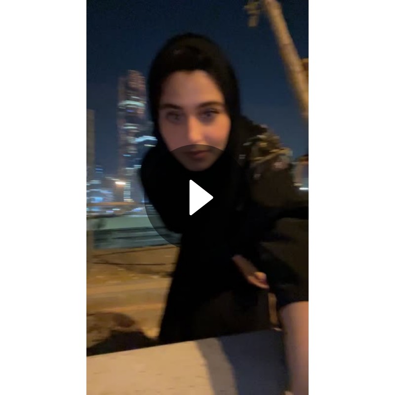 AFNAN AWAD|أفنان عوض (@a5.a79) | A humorous moment featuring a girl in Abu Dhabi. | Spotlight