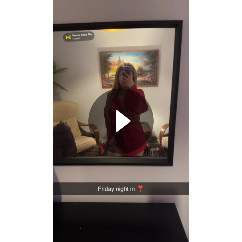 Friday night in ️ | Spotlight on Snapchat