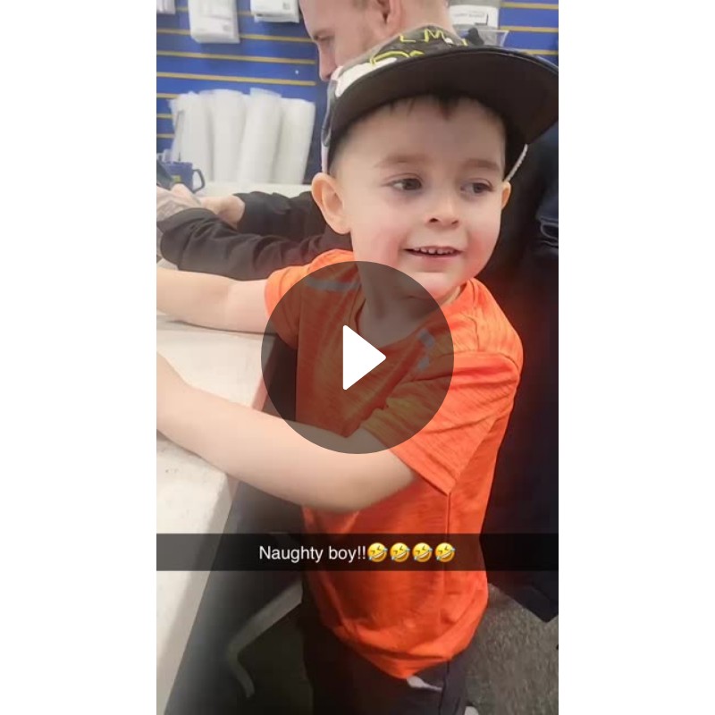 Naughty boy!!🤣🤣🤣🤣 | Spotlight on Snapchat