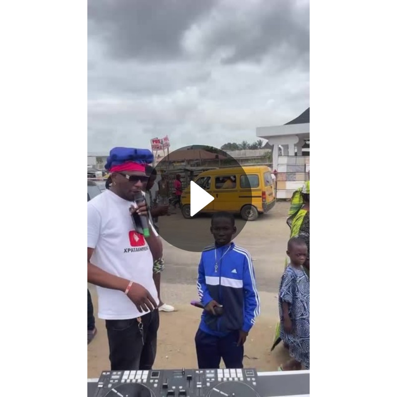 Dancehall performance featuring rapper and beatmaker. | DJ XPAT ...