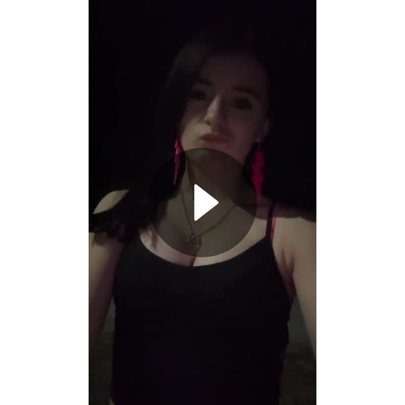 ellee_wheeldon | Spotlight on Snapchat