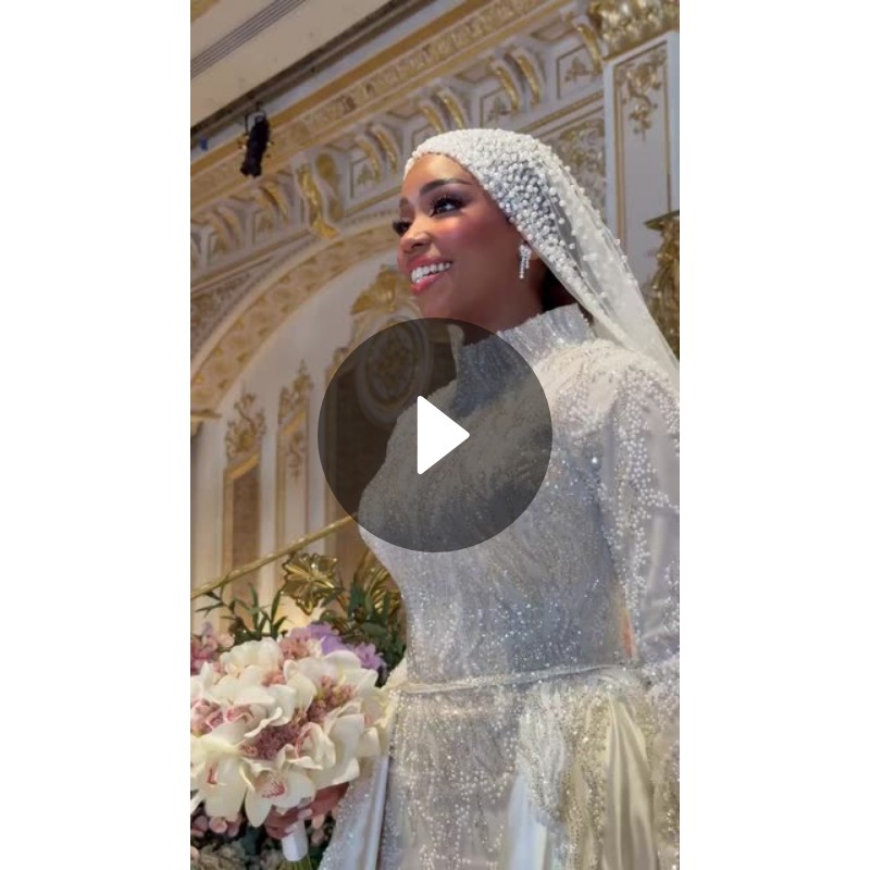 Beautiful bride in stunning wedding dress. | Maram Beeko⚡️ (@ana.beeko ...
