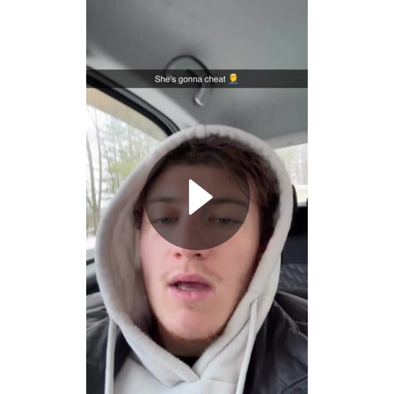 She’s gonna cheat 🤦‍♂️ | Spotlight on Snapchat