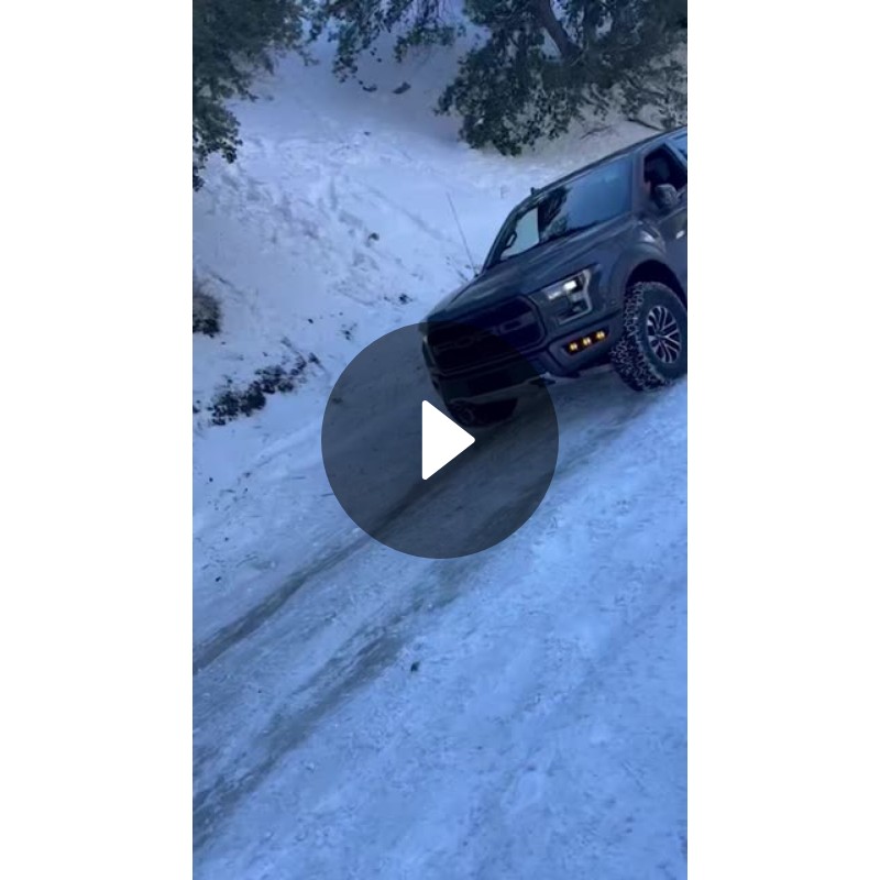 raptor.worldd | Spotlight on Snapchat